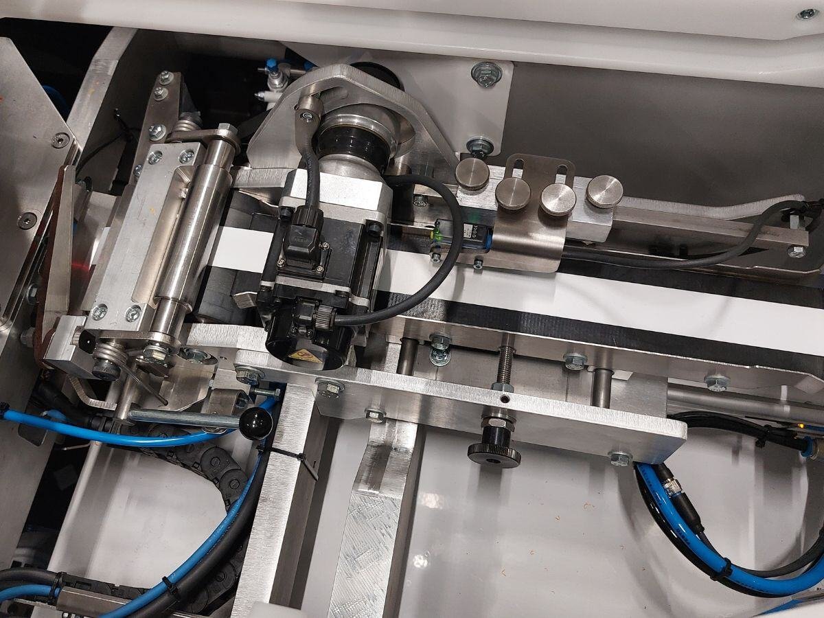 Manter - Mono Clipper | Sustainable Produce Packaging Equipment